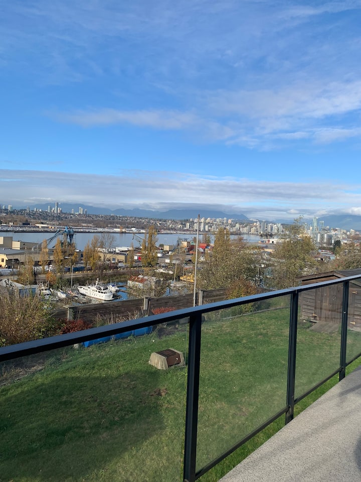Fraser River View - Delta