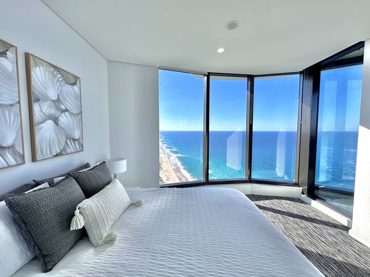 Luxury 3-br Ocean View Condo With Pools, Spa & Gym - Surfers Paradise