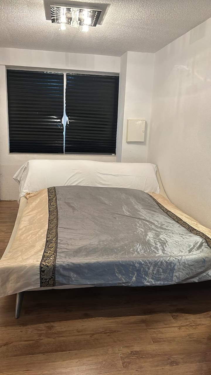 Doublebed Room - Doppelbettzimmer In Siegburg - Troisdorf