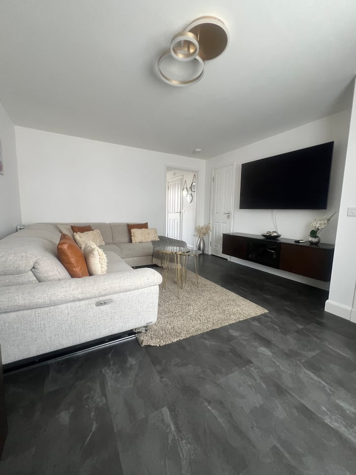 Modern Family Home In Edinburgh + Free Parking - Edinburgh