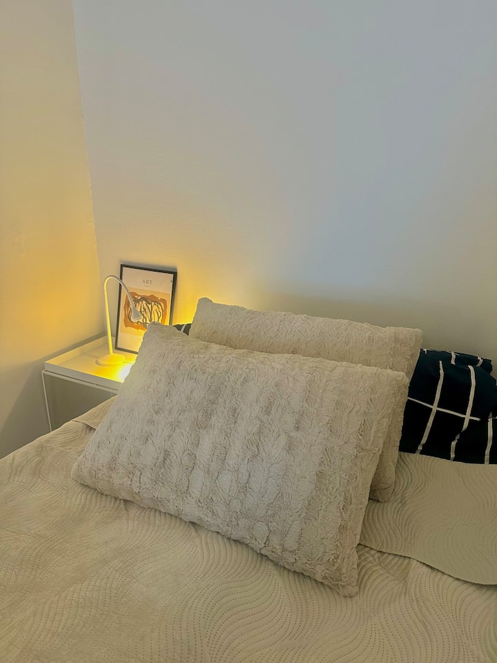 Cozy Studio In Kallio, 10 Min To City Center - Helsinki
