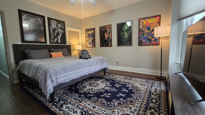 Marvel Vs Dc Ii Townhome And Gallery W/hot Tub! - Harrisburg, PA
