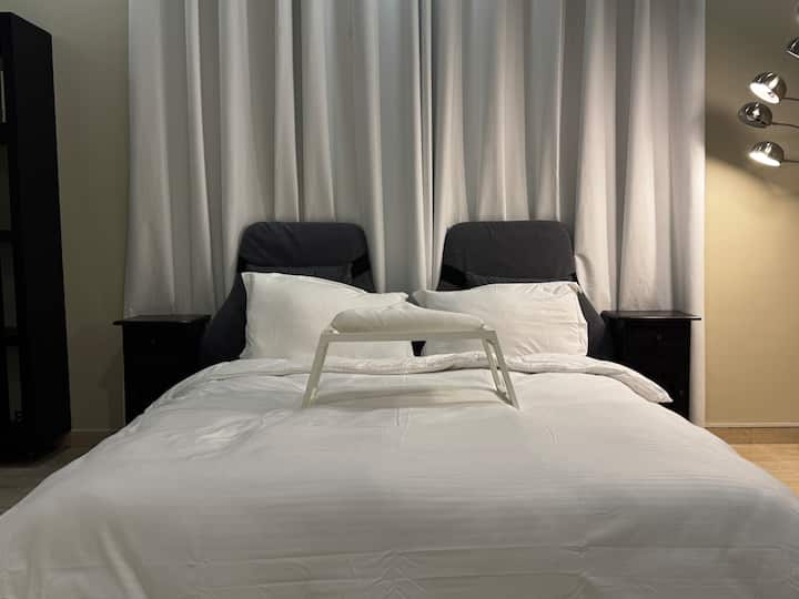 Elegant|central|spacious|for 4 - Dubai