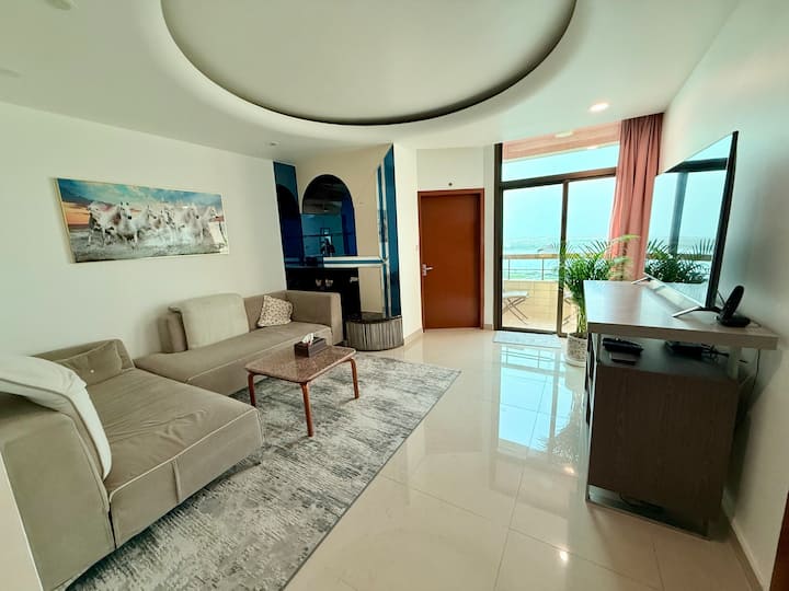 Sea View Retreat - Abu Dhabi