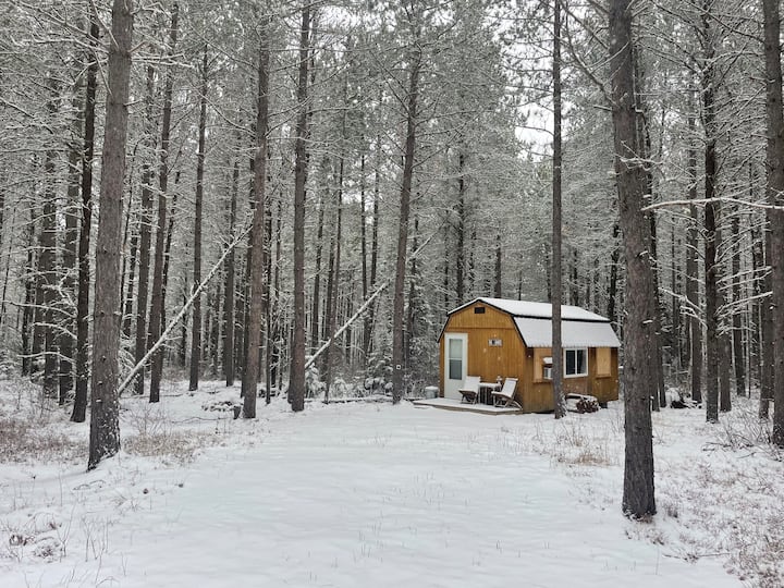The Mansfields Off-grid Outpost - Minnesota