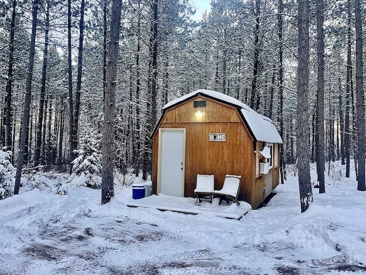 The Mansfields Off-grid Outpost - Minnesota
