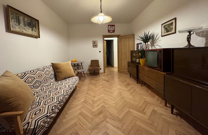 Wąska 10 Prl. Living+ Bedroom, 2 Beds. 47 Sq M. - Szczecin