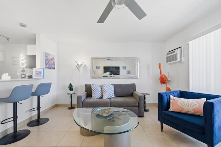 Beach Bum (A9) - Bahamas