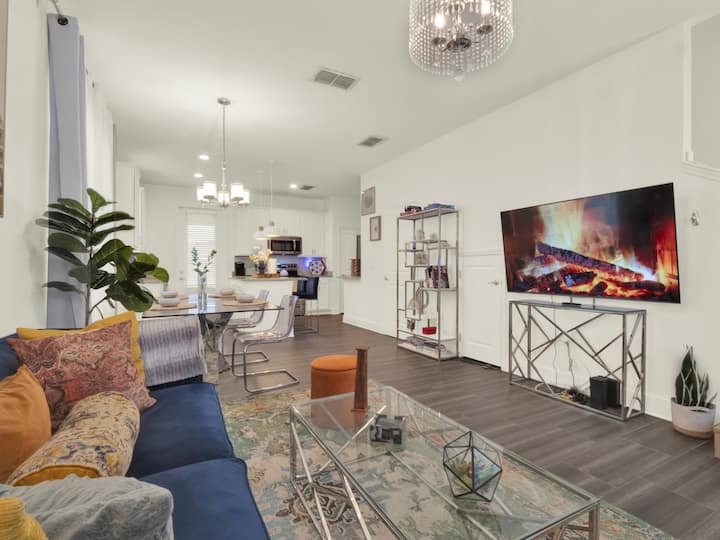 The Downtown Fun Pad - Winter Park, FL