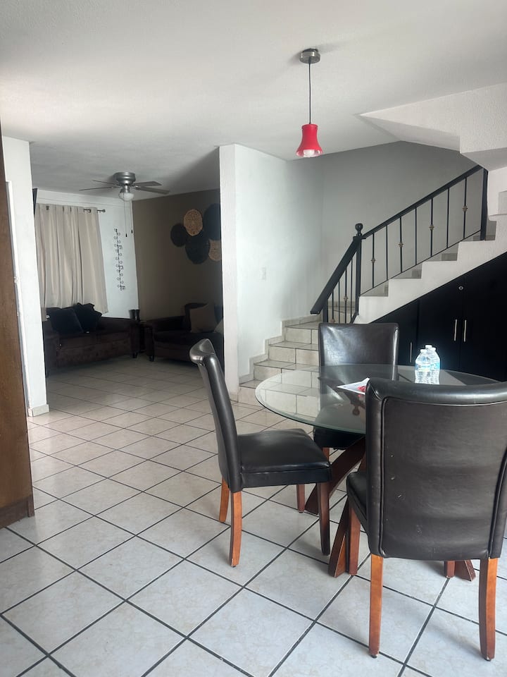 Maison Sûre Et Confortable à Slw Nte. Facture - Saltillo