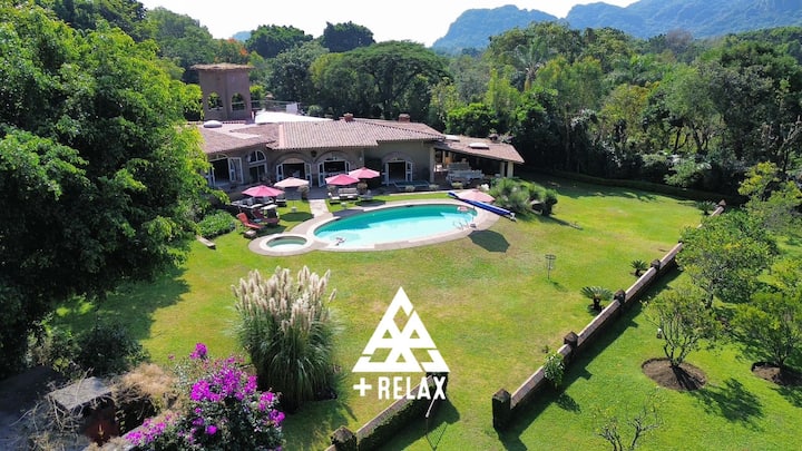 Casa Nita Alberca Y Cancha De Tenis Privada - Tepoztlán