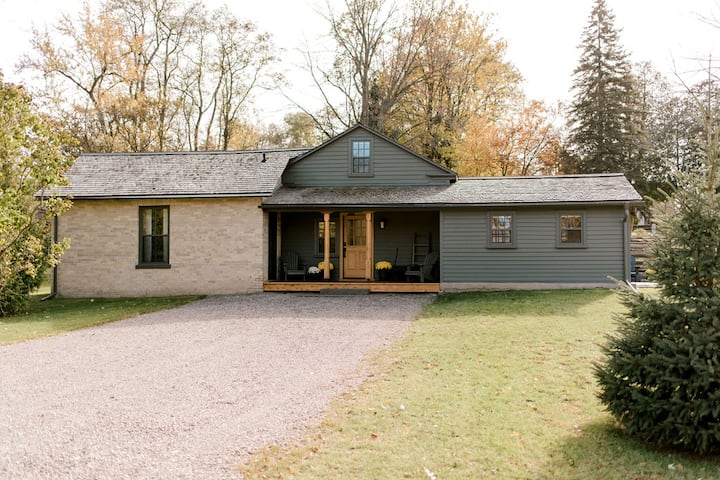 Historic Doon Home With Modern Comforts - Kitchener