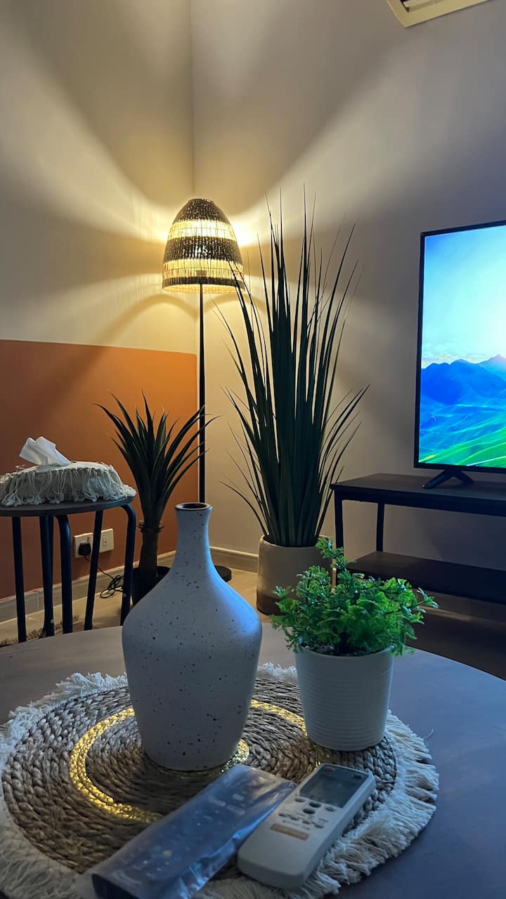 (Cozy Night)
Bedroom Living Room And Outdoor Area - Madinah