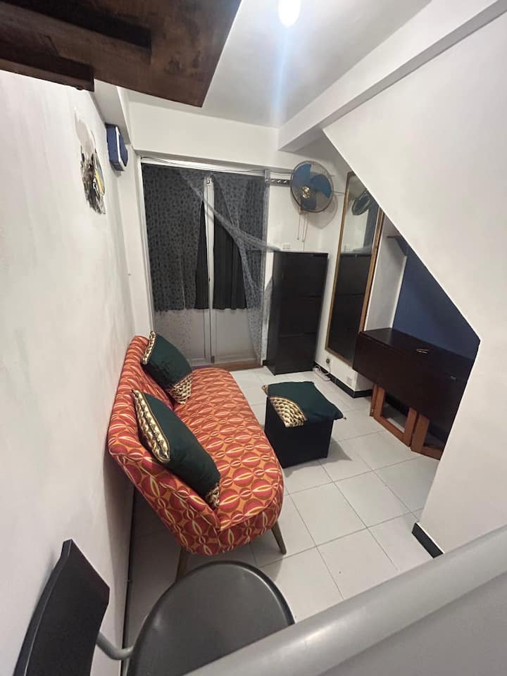 Cozy 1-bedroom Flat In Lamma - Hong Kong
