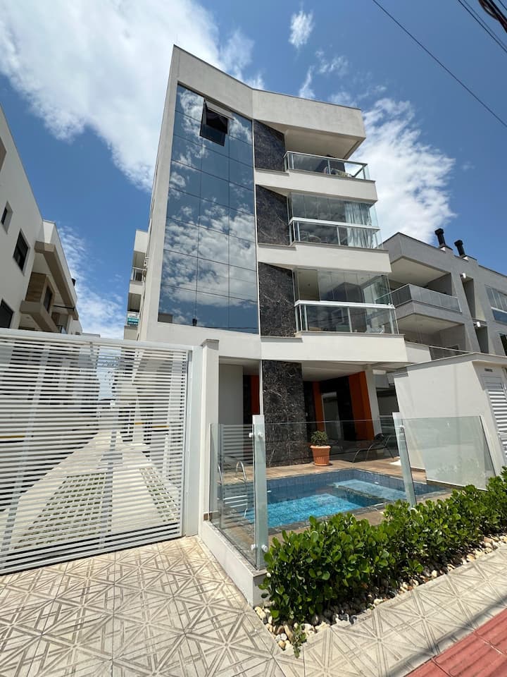 Apartamento Praia De Palmas - Governador Celso Ramos