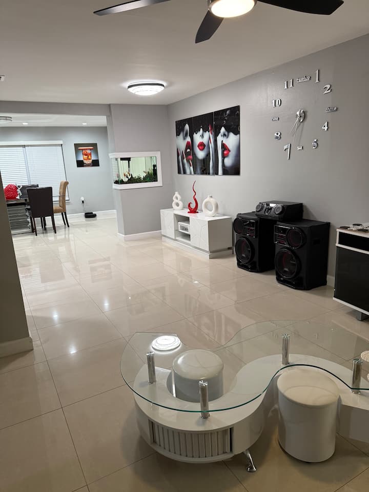 Lujosa Propiedad Cerca De Las Costas De Florida - New Port Richey