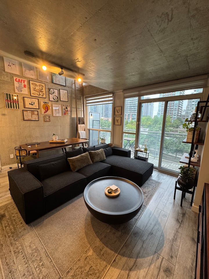 Ossington Loft · Walk To Bmo Field · Free Parking - Toronto