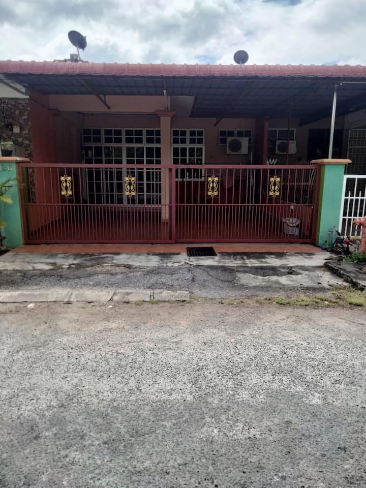 Rosira Homestay - Alor Setar