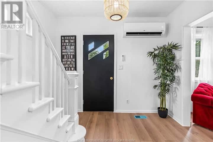 The Hamilton House - Shediac