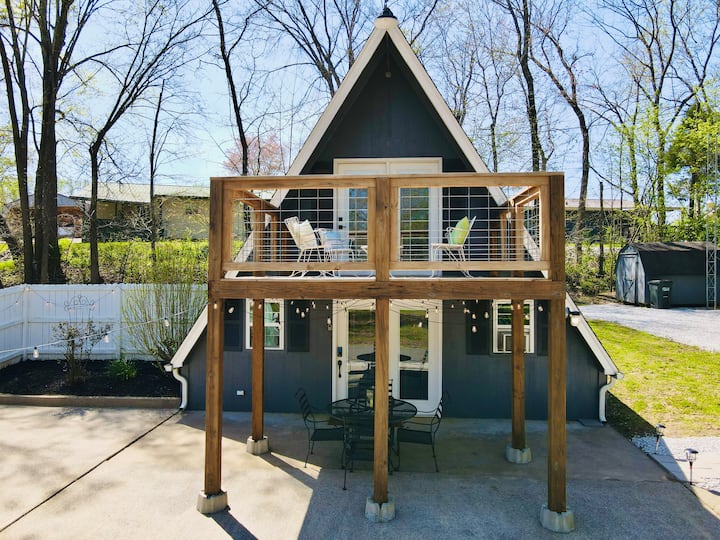 The Lakeside Loft- Ky Lake Escape - Pirates Cove - Lake Barkley