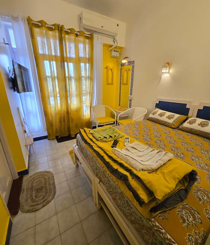 Chic, Vibrant & Luxurious 1bhk By Calangute Beach - Goa