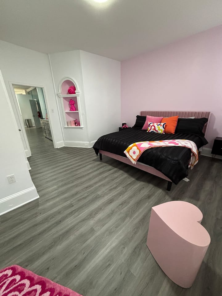 Chic Inspirational Haven - Baltimore