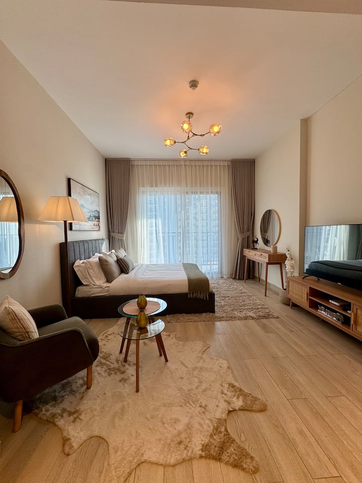 Waterfront Heaven Studio @ Yas Island - Abu Dhabi