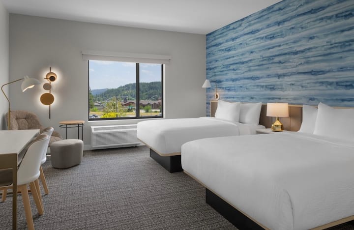 2 Units Of Kitchen Suite W/ Parking & Breakfast - Coeur d'Alene, ID
