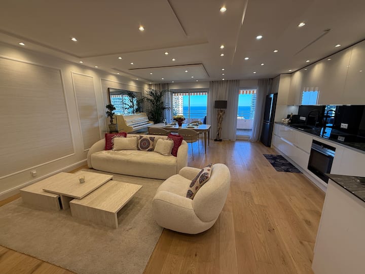 Frontière Monaco - Vue Mer - Parking Privé - Monte Carlo