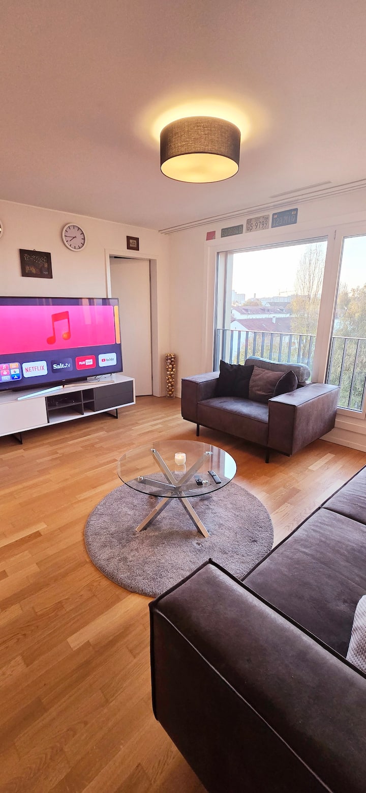 2,5 Zimmer Wohnung *Top-lage Am Europaplatz - Bern