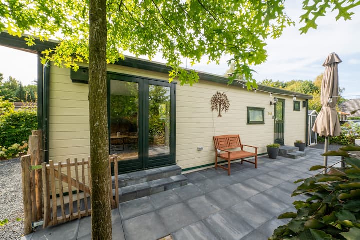 Knus Veluws Chalet Met Nette Tuin – Rust & Natuur - Putten