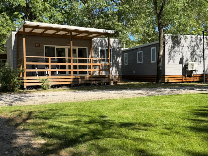Mobile Home With Italian Charm, Cosy Home In Trees - Cavallino-Treporti