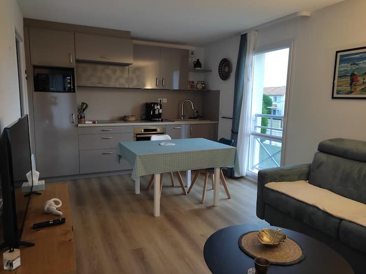 Bel Appartement Golf Pornic Avec Terrasse - Pornic