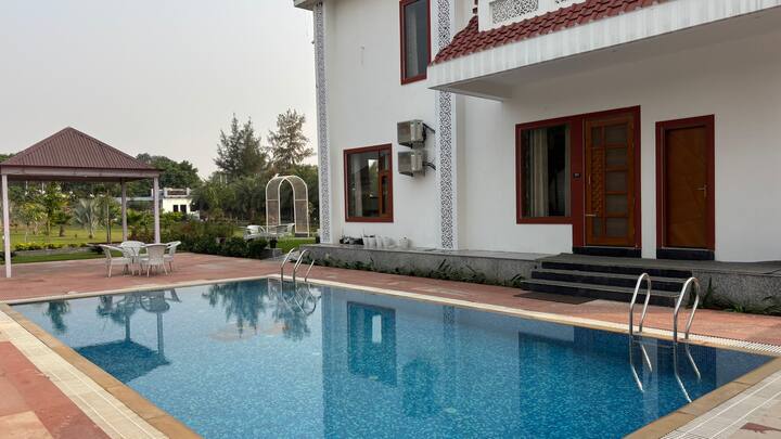 Sunrise Meadow - Premium 4bhk Pool Farm Retreat - Manesar