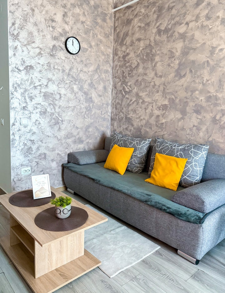 Palas Skynest • Lazăr Rez • Central • Palas&iulius - Iași