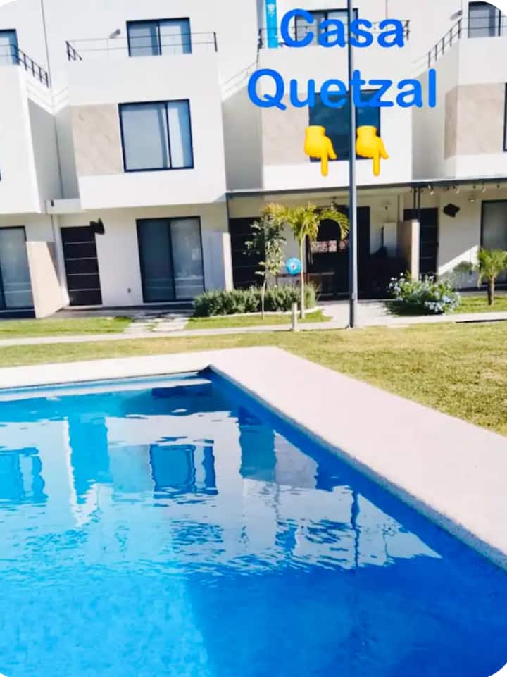 Casa Quetzal Alberca Climatizada Con Panel Solar - Morelos