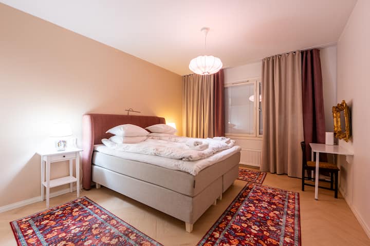 Premium Citycenter Private Parking Glassed Balcony - Kemi