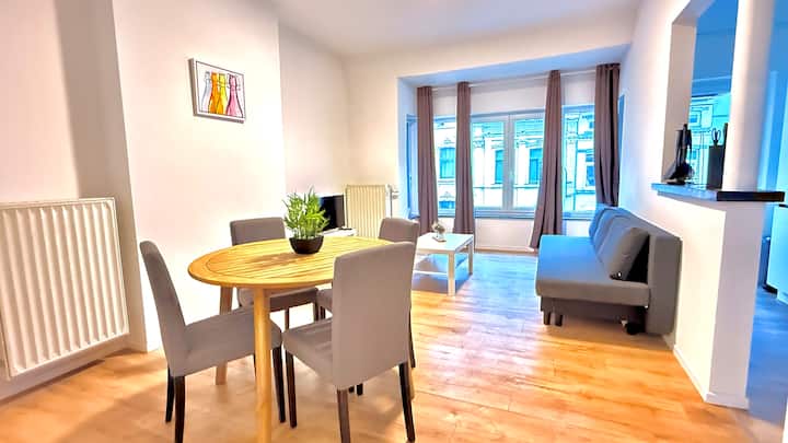 Orléan 41 (C) Centre-gare-aéroport - Charleroi