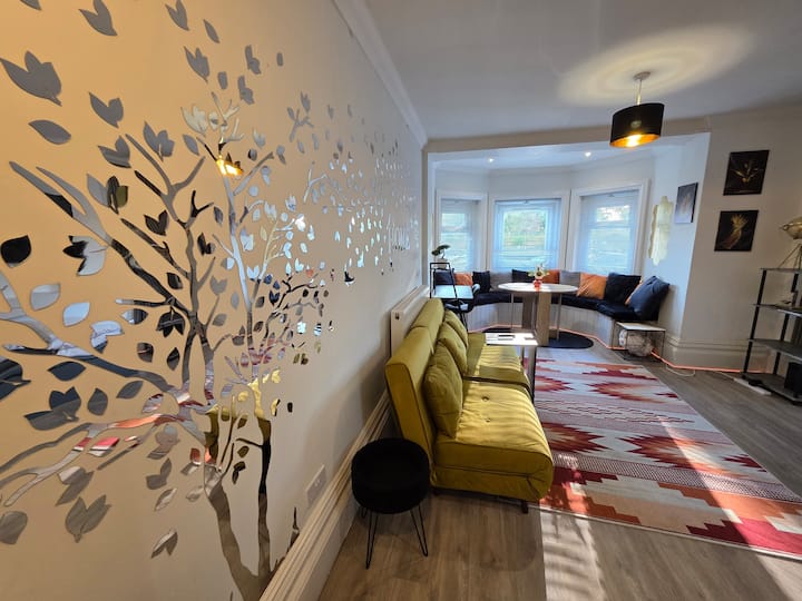 Modern Style Cosy Apt Near Leas - Folkestone