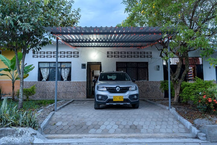 La Casa De Mamá - Victoria