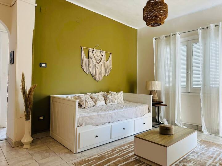 Cosy Flat Downtown 2 Min. To French Institute - Kairo