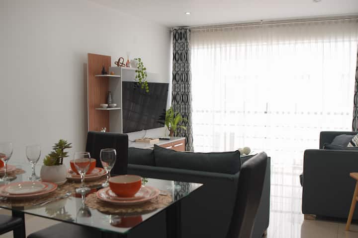 Acogedor Departamento En El Golf 2br 2 Baños D206 - Salaverry