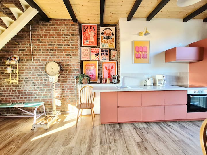 Loft Duplex-parking Privé-métro Lille 20min - Villeneuve-d'Ascq
