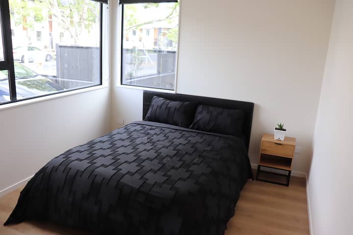 Luxe Modern Double Bedroom - Auckland