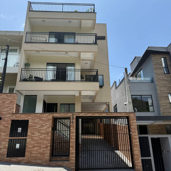 Estúdio, Loft, Kitnet, Suíte - Balneário Camboriú