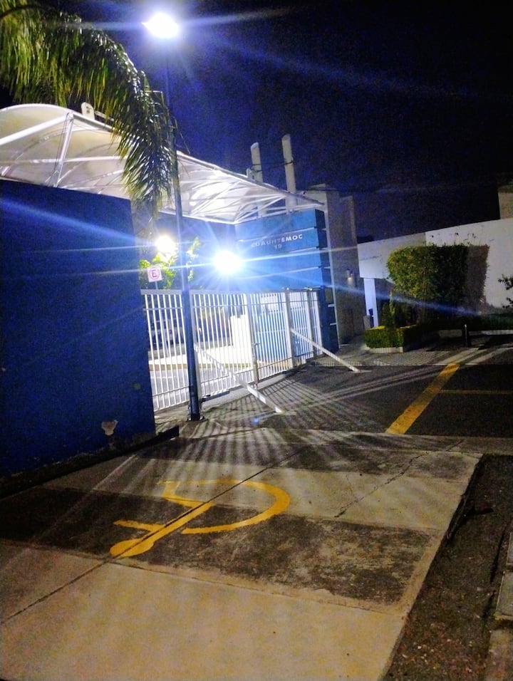 Para Descanso O Trabajo - Santiago de Querétaro