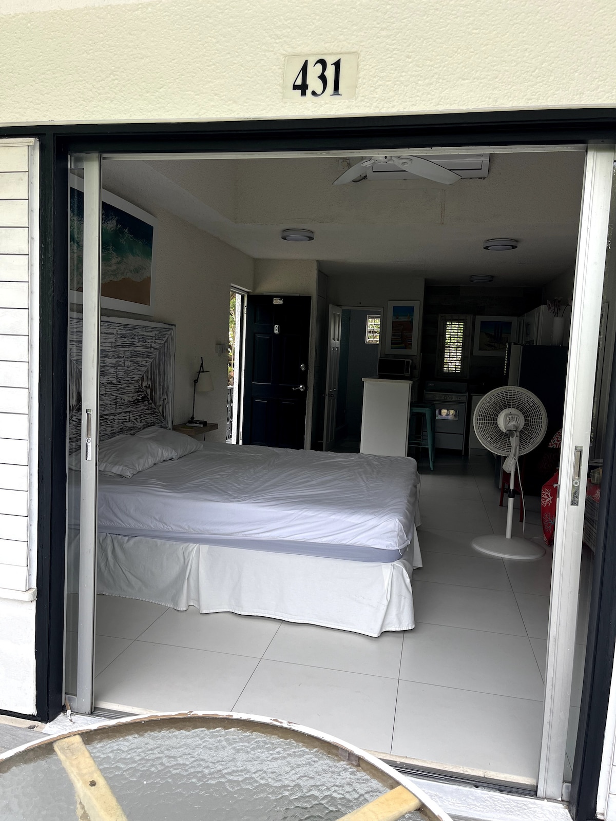 Appartement studio à l'étage et piscine sur un joli terrain de golf ...