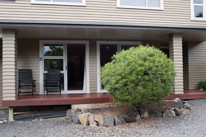 Raglan Best West Retreat, 2 Big Comfy Beds - Raglan