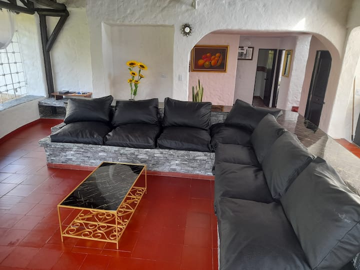 Discover The Colonial Jewel In Villeta-cundinamarc - Villeta