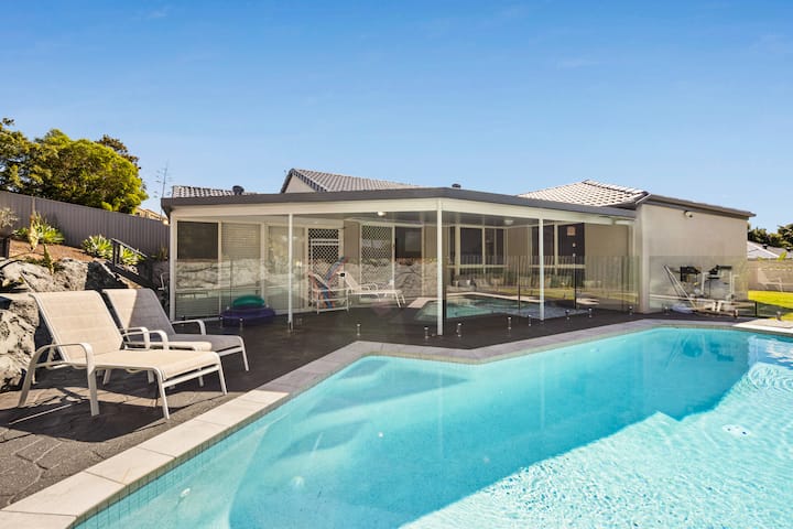 Spacious Family Home - Pool - Gold Coast Gateway - Gold Coast